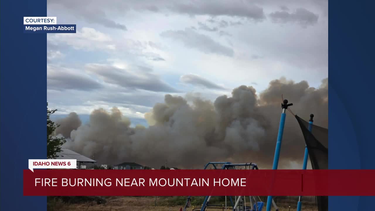300-acre fire in Mountain Home prompts evacuations, injuries reported