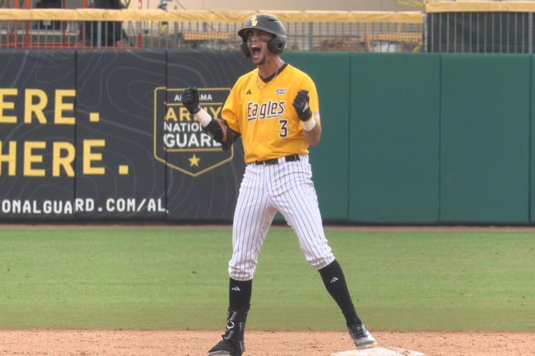 Southern Miss shortstop Seth Smith emerging as postseason spark