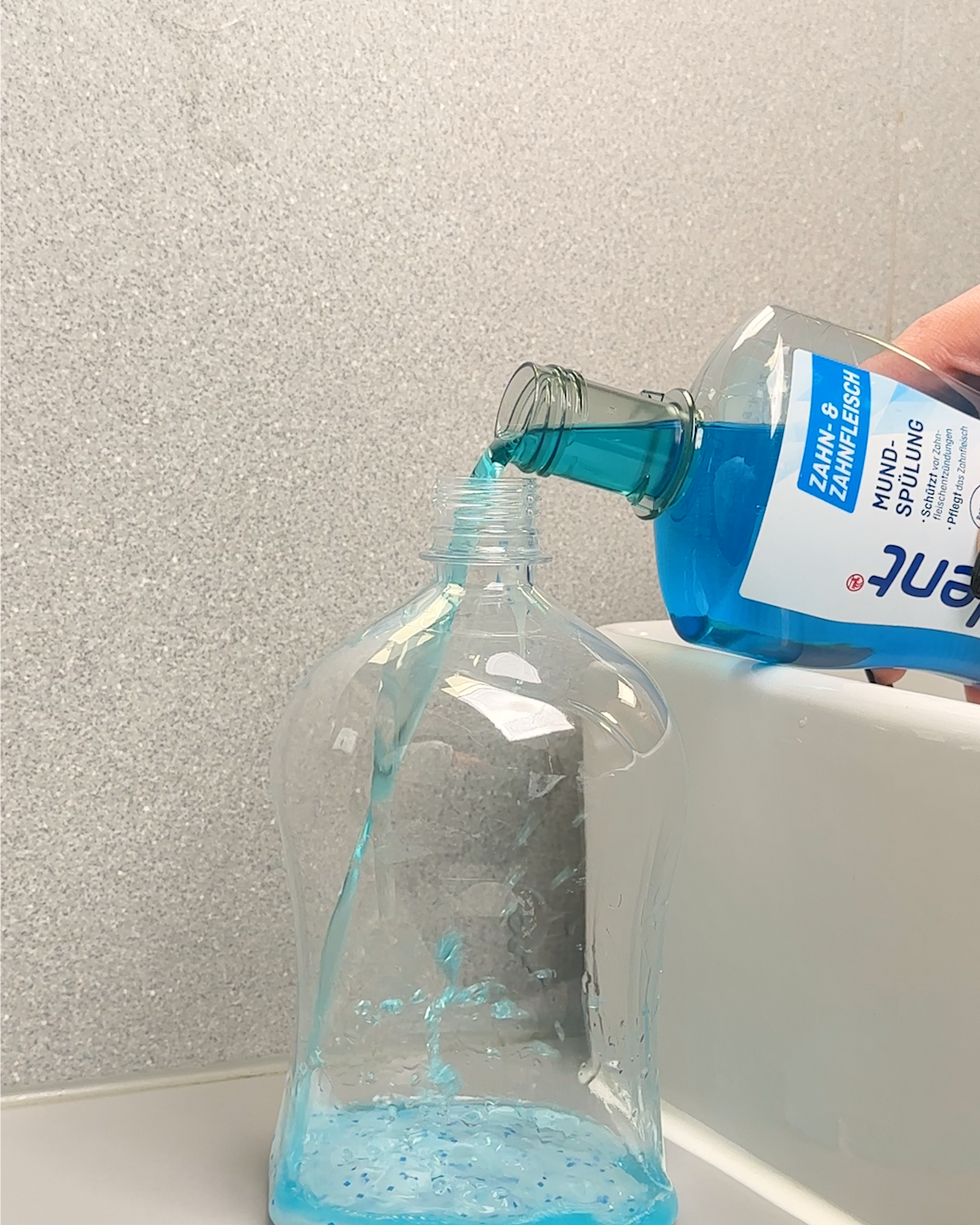 Toothbrush station just got smarter 🧴💡