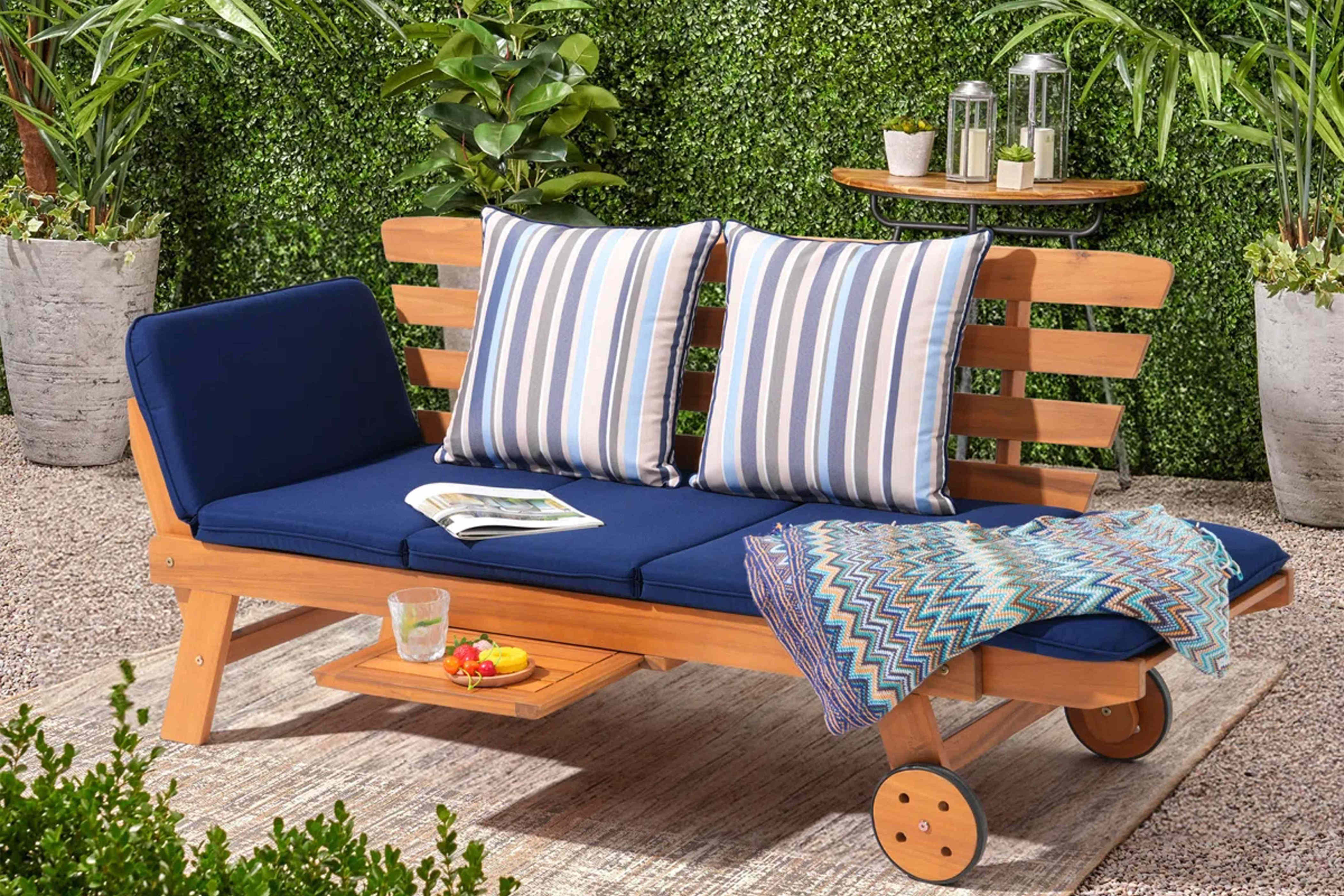 These patio sofas that convert into daybeds are the 'perfect place' to ...