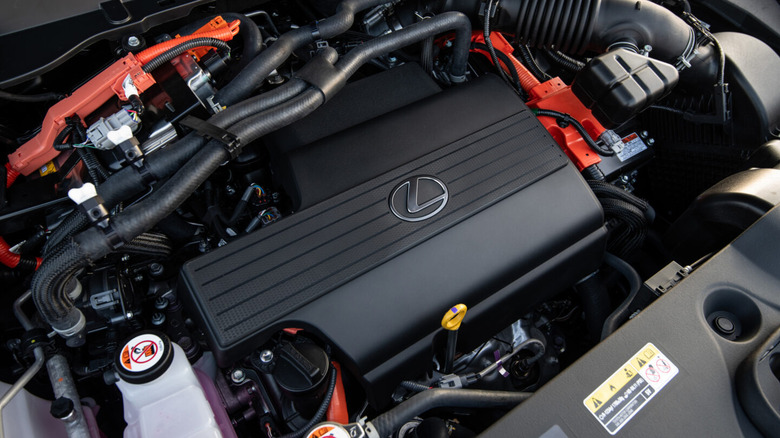 Lexus TX 350 vs. 500h: What's the difference?