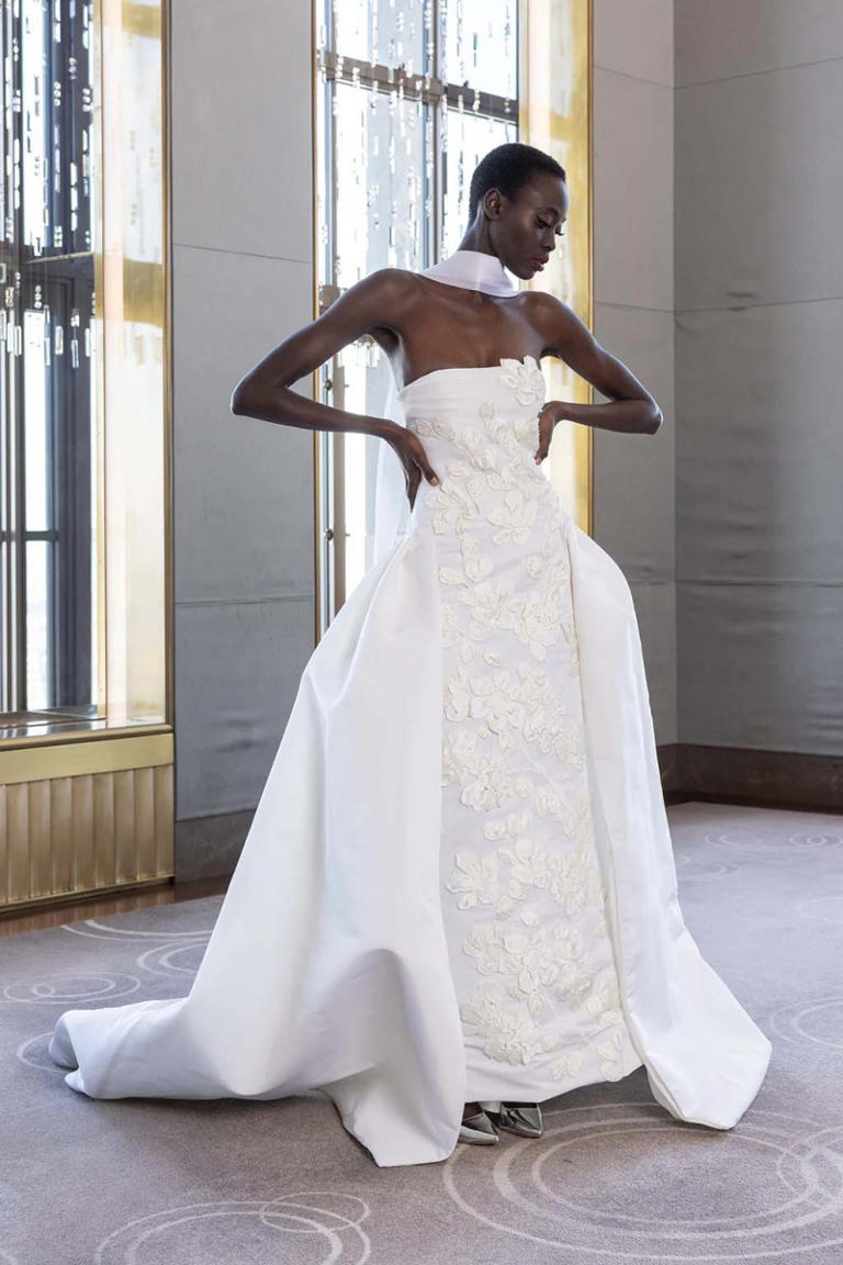 40 effortlessly elegant neck scarf wedding dresses to inspire