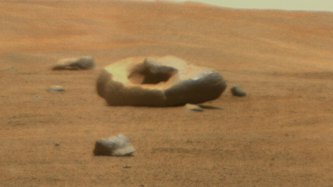 Perseverance discovers donut-shaped rock on Mars, hinting at hidden ...