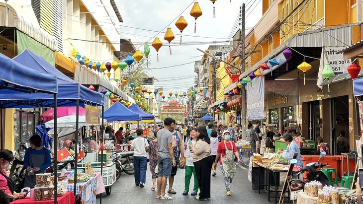Chuyến thăm lịch sử và kỳ vọng của kiều bào Thái Lan