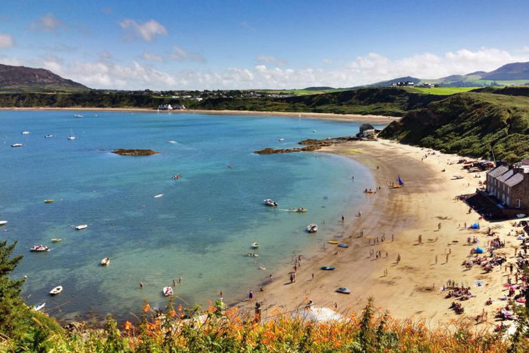 Sea turns brown at well-loved UK beach as hundreds witness 'frothy scum'