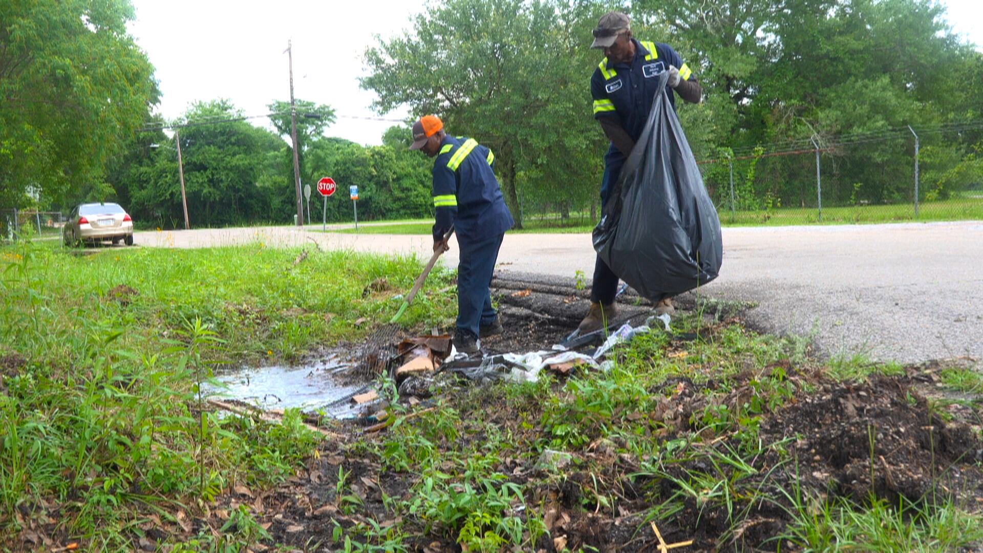Hattiesburg crews work to move stormwater after heavy rain