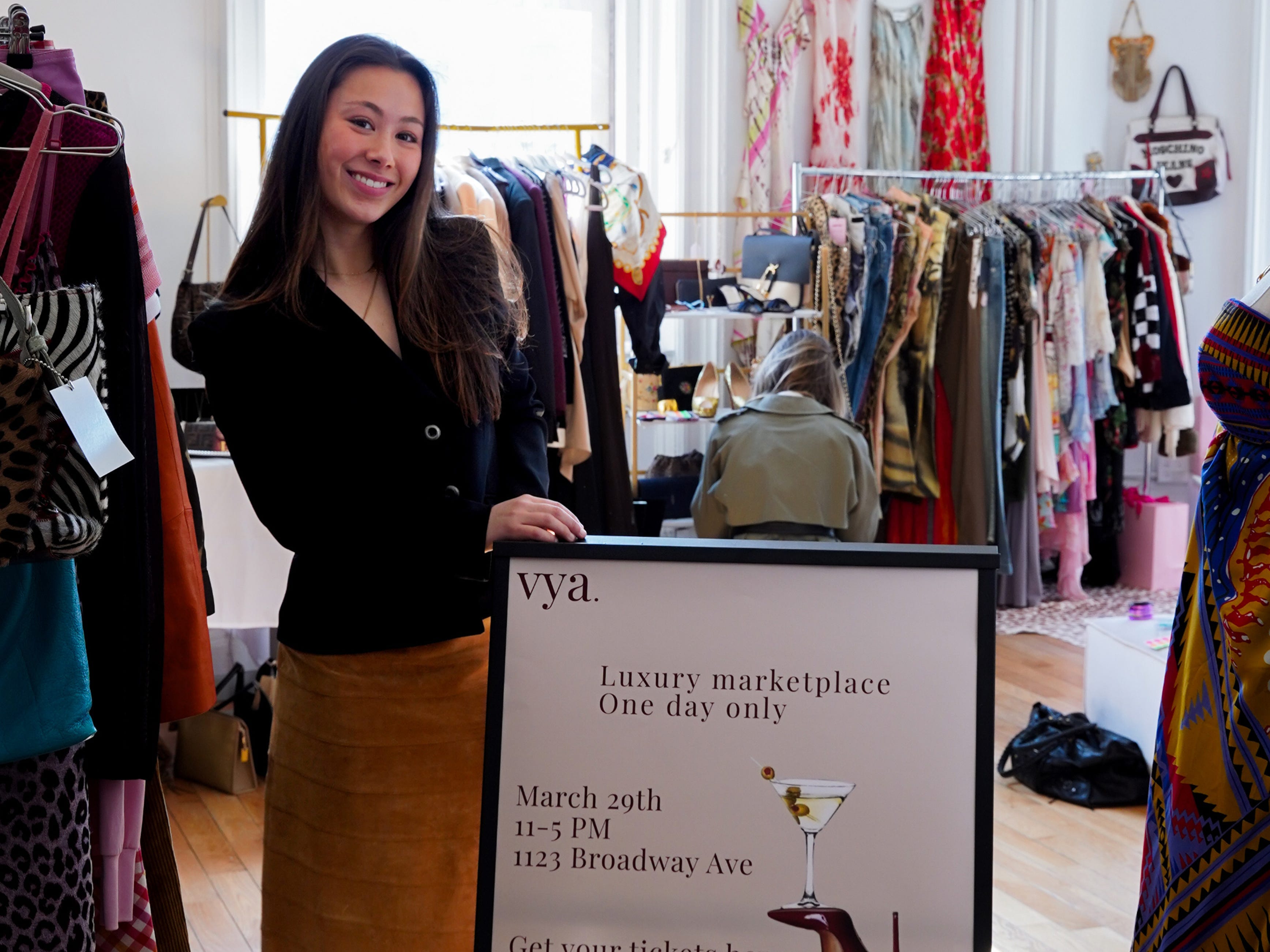 I'm a college senior who built a vintage clothing marketplace with ...