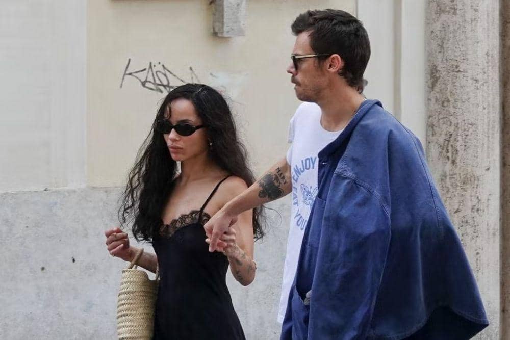 5 bocoran pernikahan Harry Styles dan Zoë Kravitz