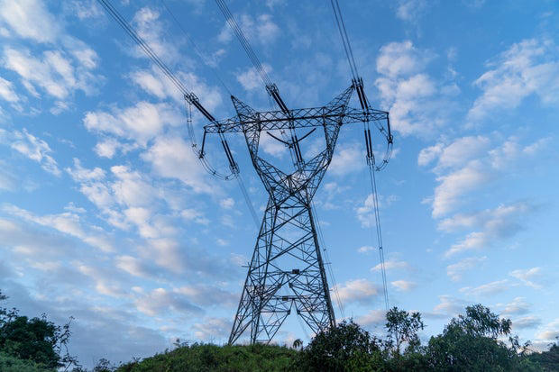 Temecula residents sound off on high-voltage power line proposal that ...