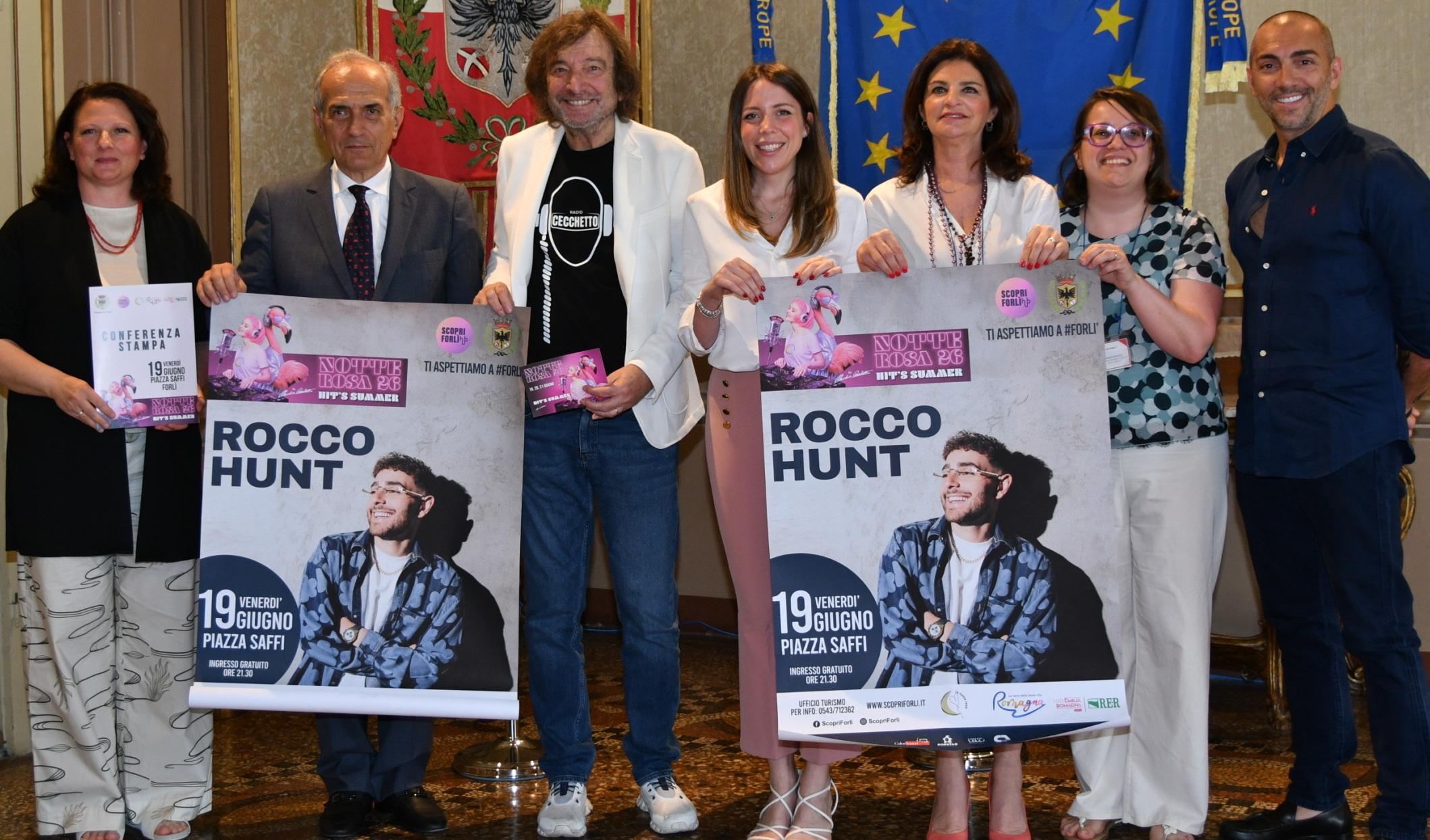La Notte Rosa in piazza Saffi. Il 19 giugno sarà 'nu juorno buono ...