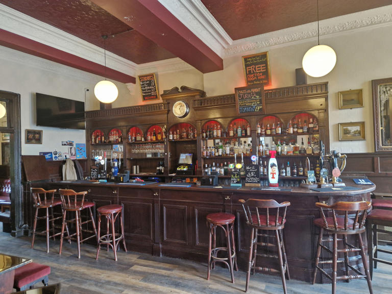 Clark's Bar: New owners of Edinburgh 'institution' pub respect ...