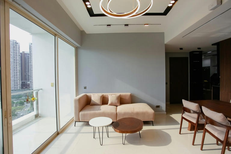 8 ide desain plafon PVC ruang tamu mewah minimalis terkini