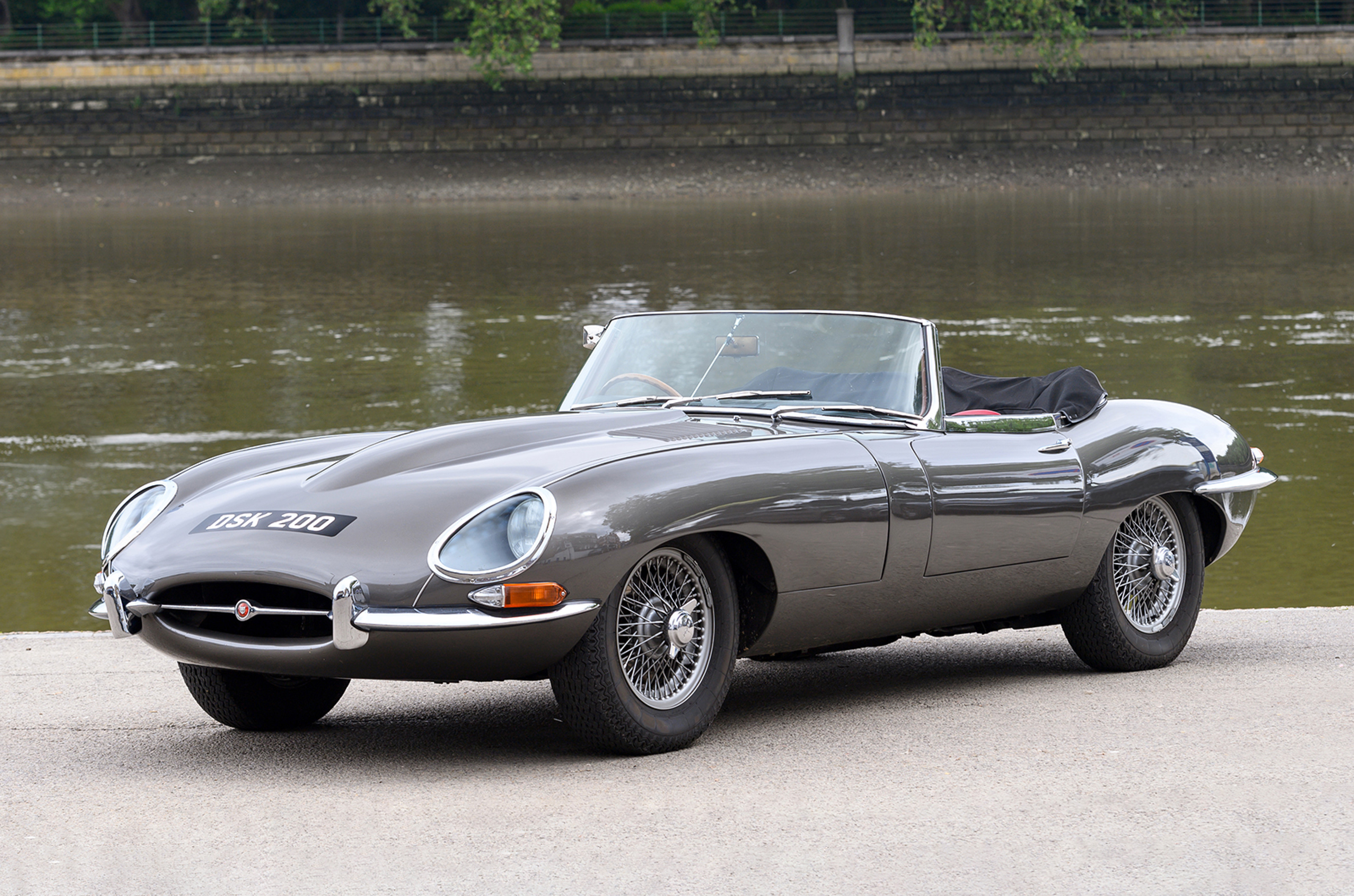 25 sensational slices of ’60s exotica