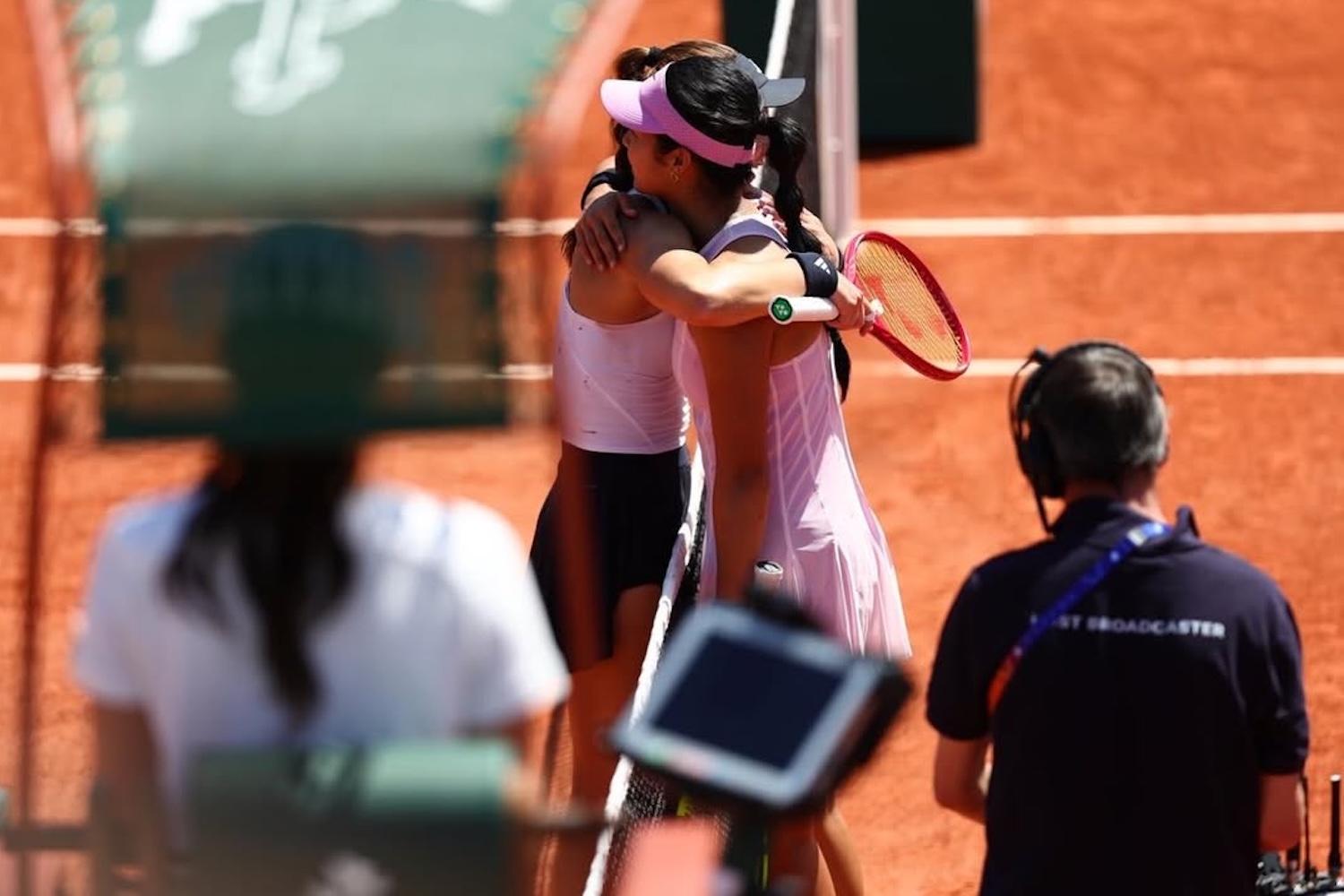 Alex Eala, Iva Jovic share love after French Open clash