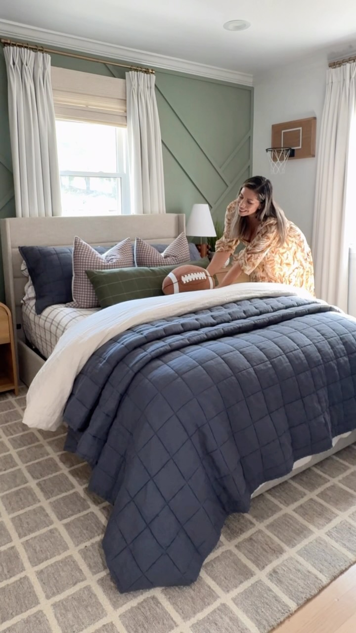 Cozy and functional storage bed for kids’ rooms