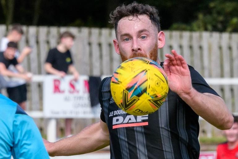 Dingers rack up second trophy quadruple on bounce