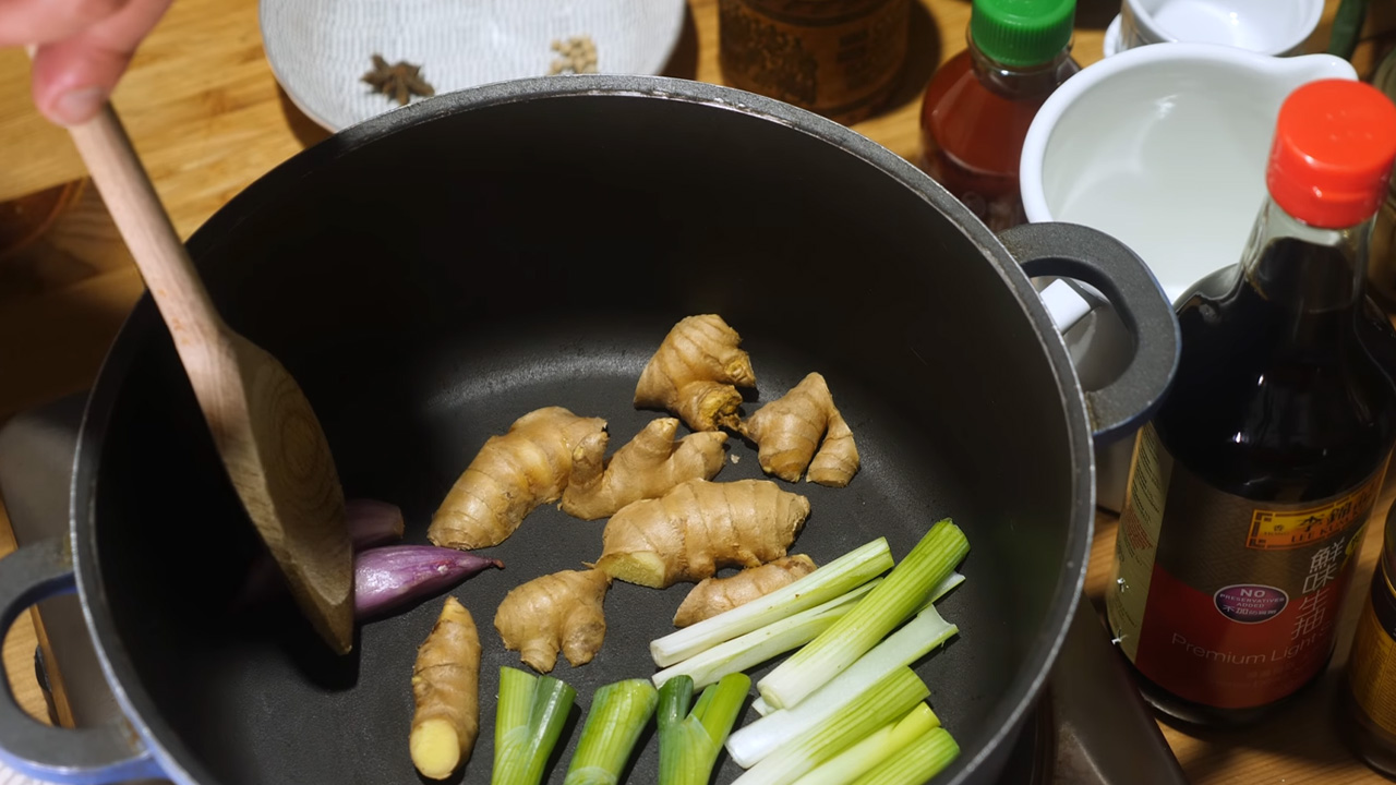Best jianbing recipe for breakfast | Easy Chinese street food crepe dish