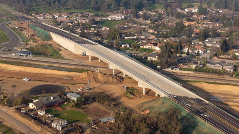 $3.5B high-speed rail contract approved after Gavin Newsom adviser ...