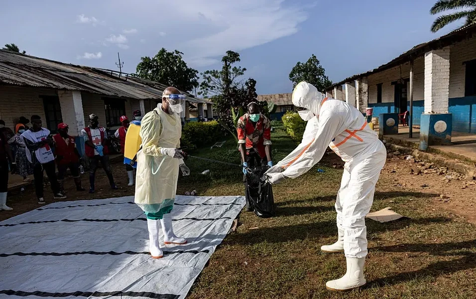 WHO and DRC intensify Ebola response as vaccine race begins