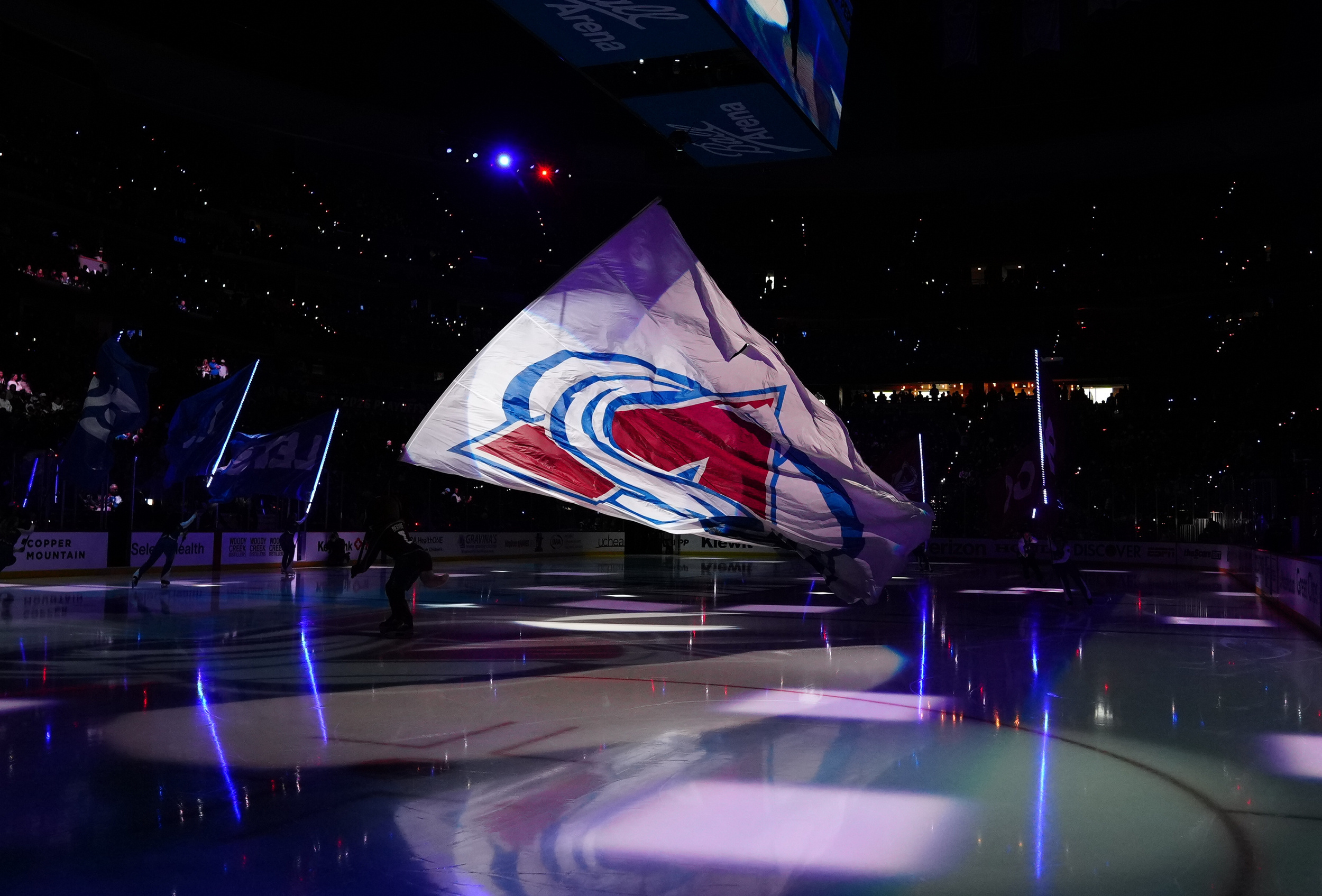 Avalanche sign Nikita Novosyolov to entry-level contract