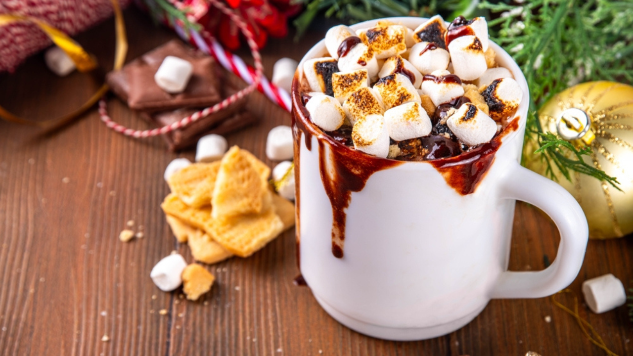 Esse inverno pede um chocolate quente com s'mores: TudoGostoso ensina ...