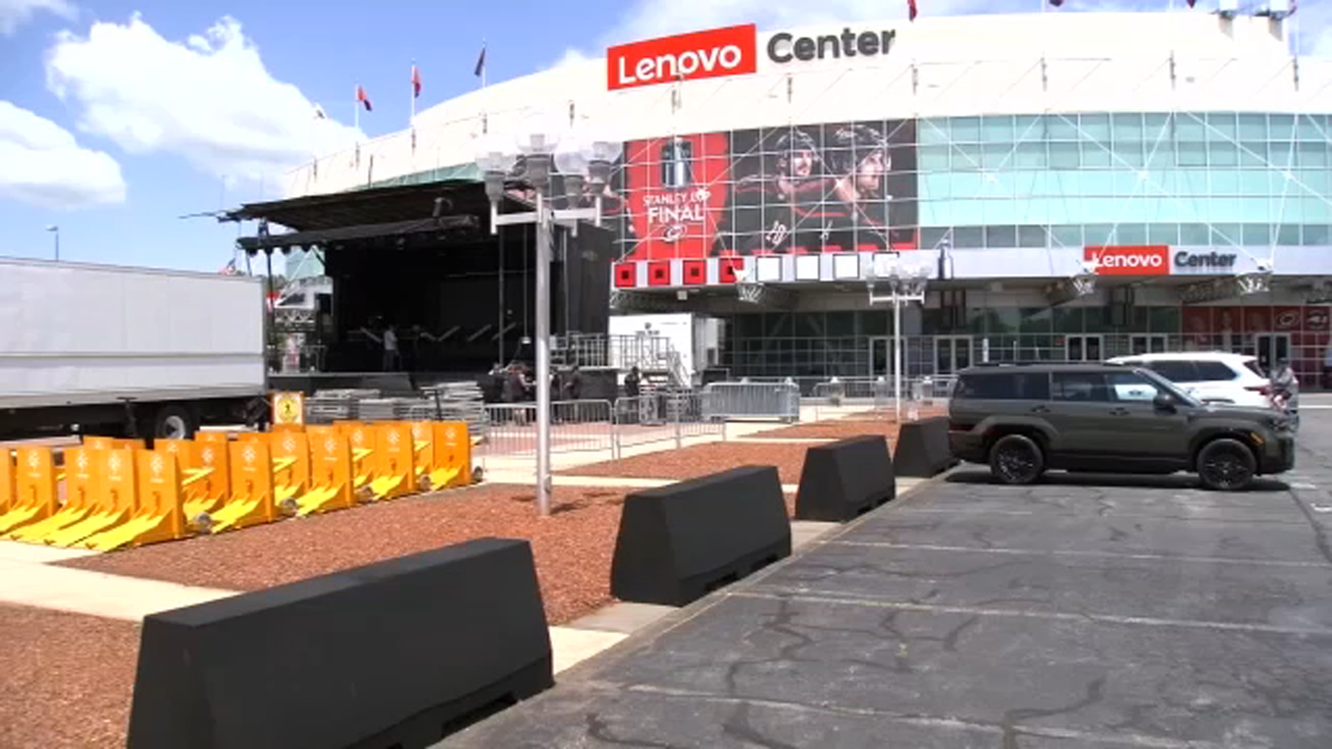 Fans gear up as Canes prepare for long-awaited Stanley Cup Final: 'Feel ...