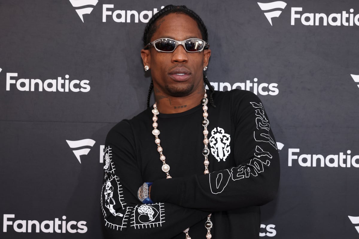 Rapper Travis Scott leaves fans furious as headlining gig lasts just 20 ...