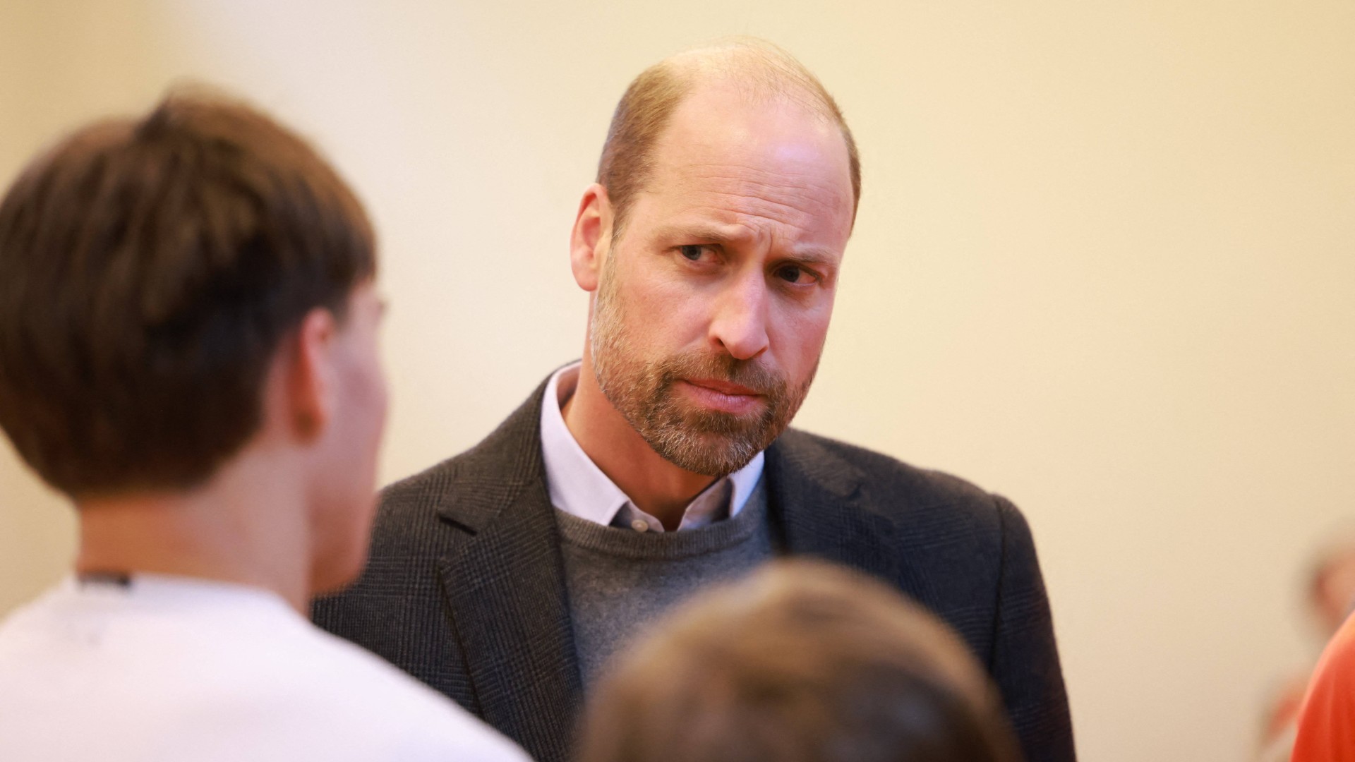 Prince William occasionally wears a 'disguise' when he goes drinking ...