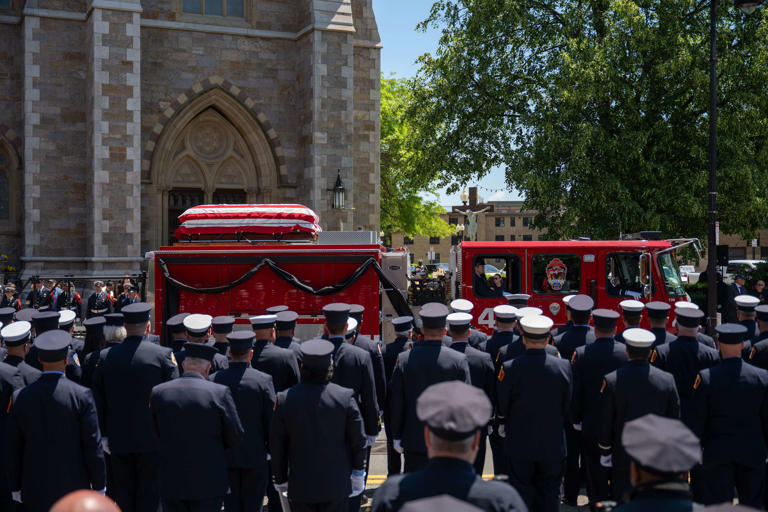 Dispatcher who took Boston firefighter’s mayday call mourns friend at ...