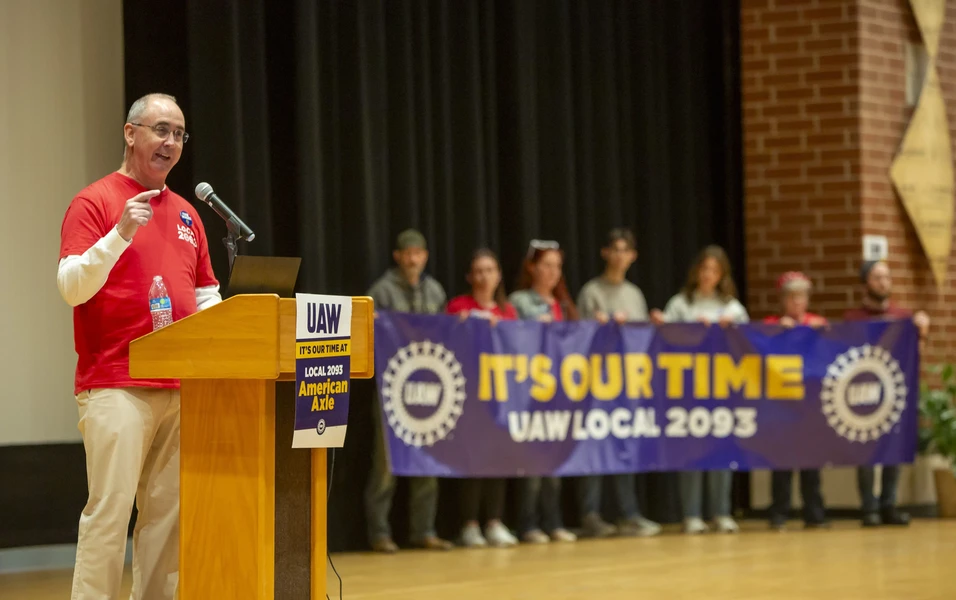 UAW strike at GM axle supplier threatens truck production
