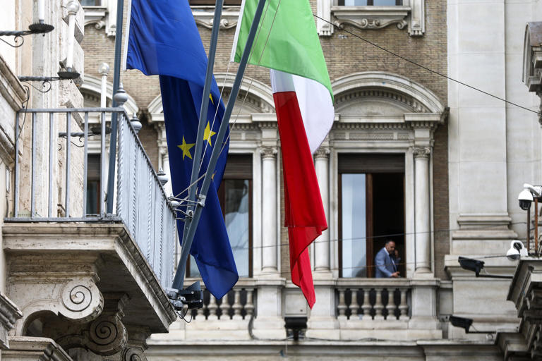 UE apre a flessibilità anche per l'energia nella clausola per la difesa