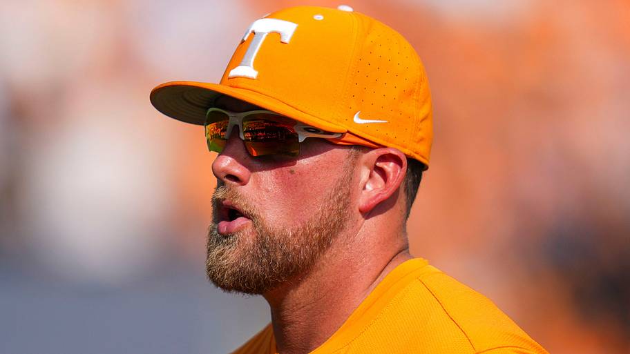 Tennessee baseball loses first player to transfer portal