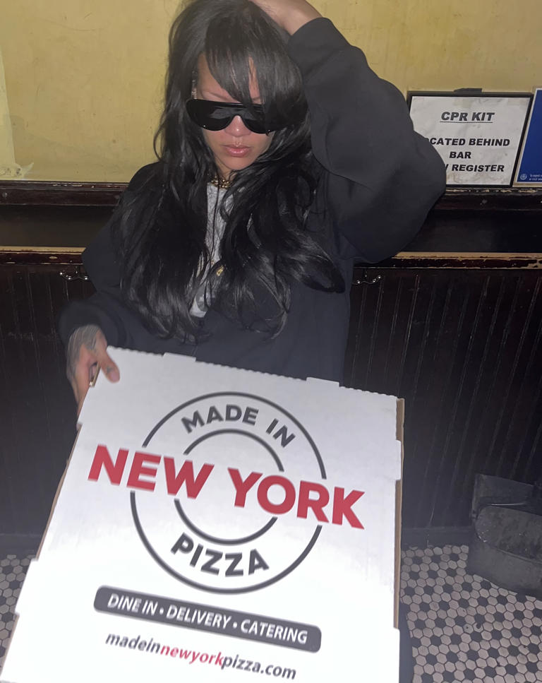 Rihanna grabs late-night pizza at West Village joint, Andrew Lloyd ...