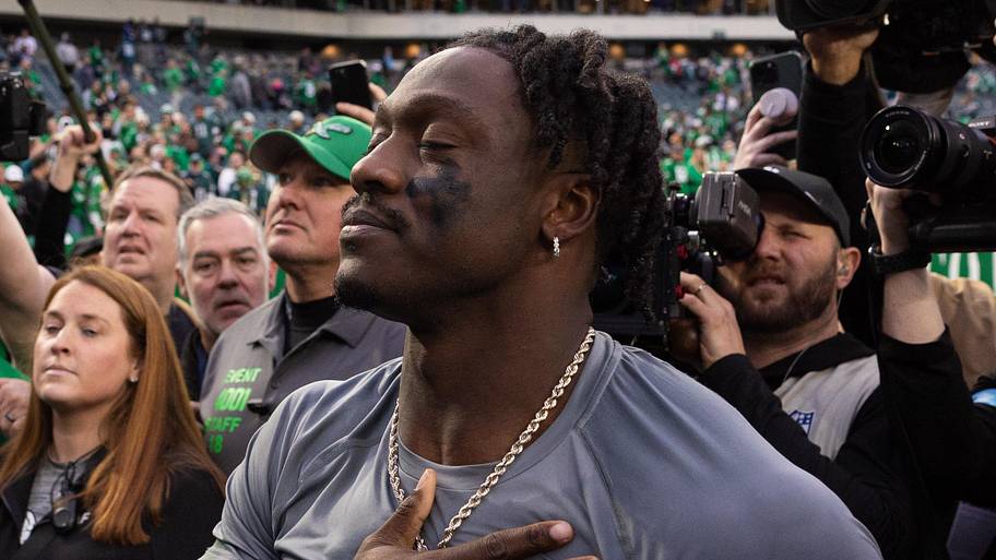 AJ Brown's goodbye message after massive trade has Eagles fans in tears