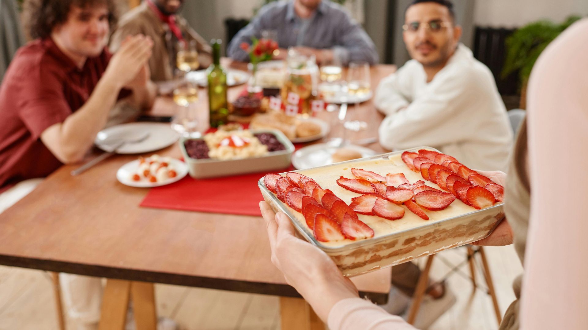 10 desserts qui déçoivent lors des repas-partage et 10 qui se font dévorer