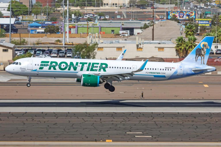 Report: Frontier looks to grow in Detroit following Spirit's collapse
