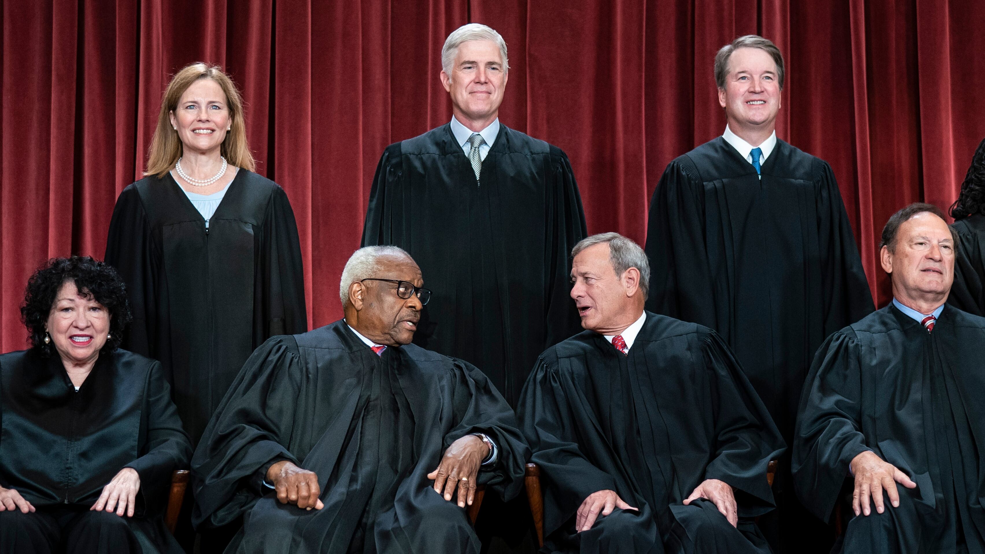 MAGA-loving Justice Clarence Thomas throws epic SCOTUS tantrum