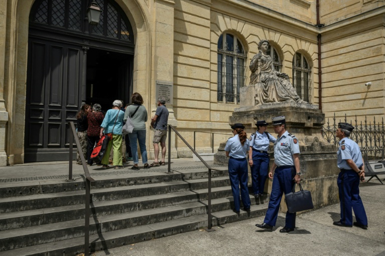 Un chauffard jugé en appel pour avoir tué une gendarme lors d'une ...