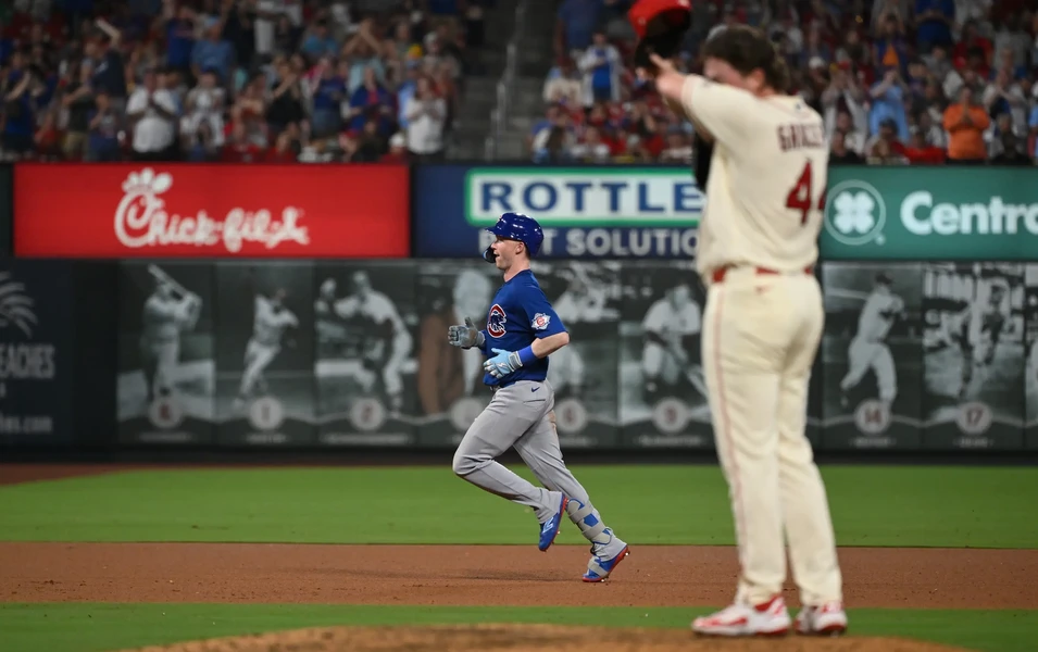 Caleb Williams reacts to Crow-Armstrong’s homer vs Cardinals