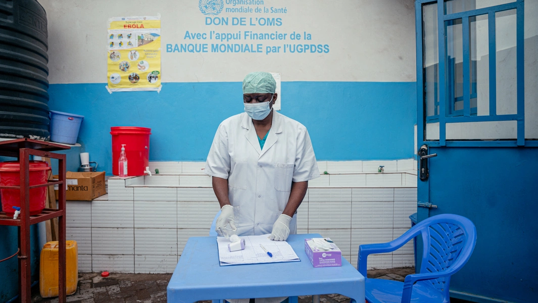 WHO and DRC president meet as Ebola crisis deepens
