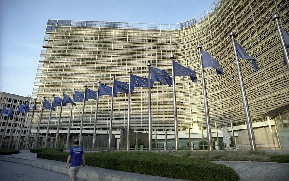 EU draft law could bar US cloud giants from key contracts