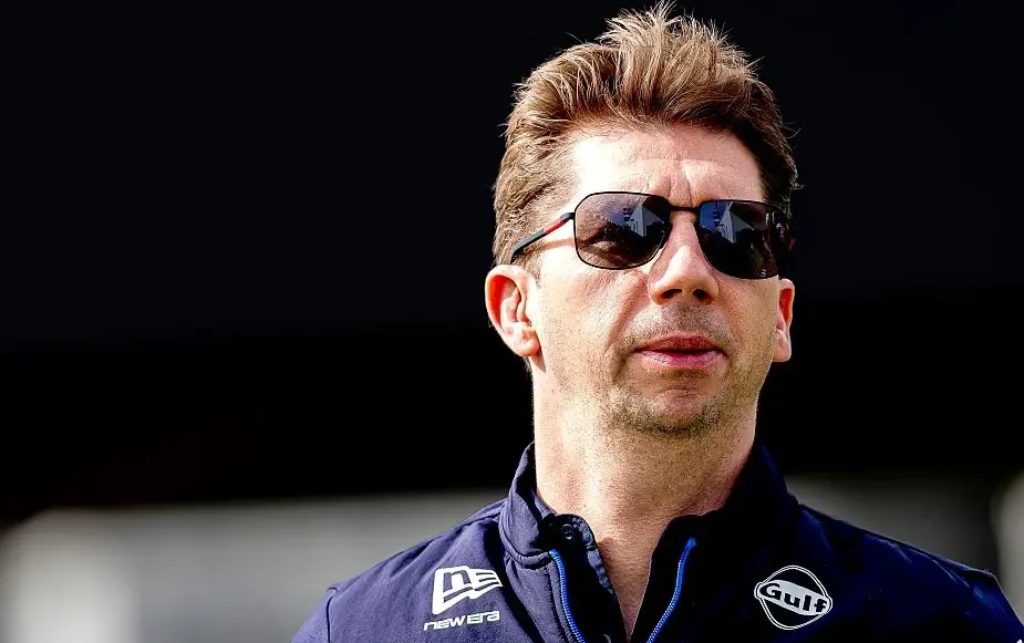 Williams accelerates rebuild with McLaren and Mercedes hires