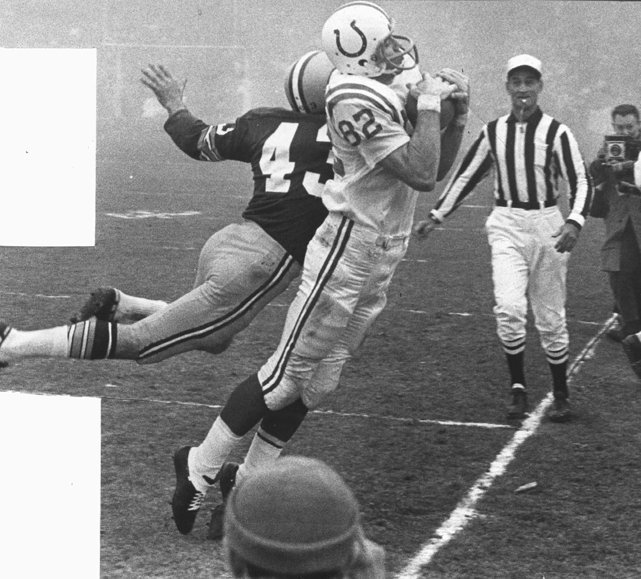 Baltimore Colts legend Raymond Berry, a Pro Football Hall of Famer, dies