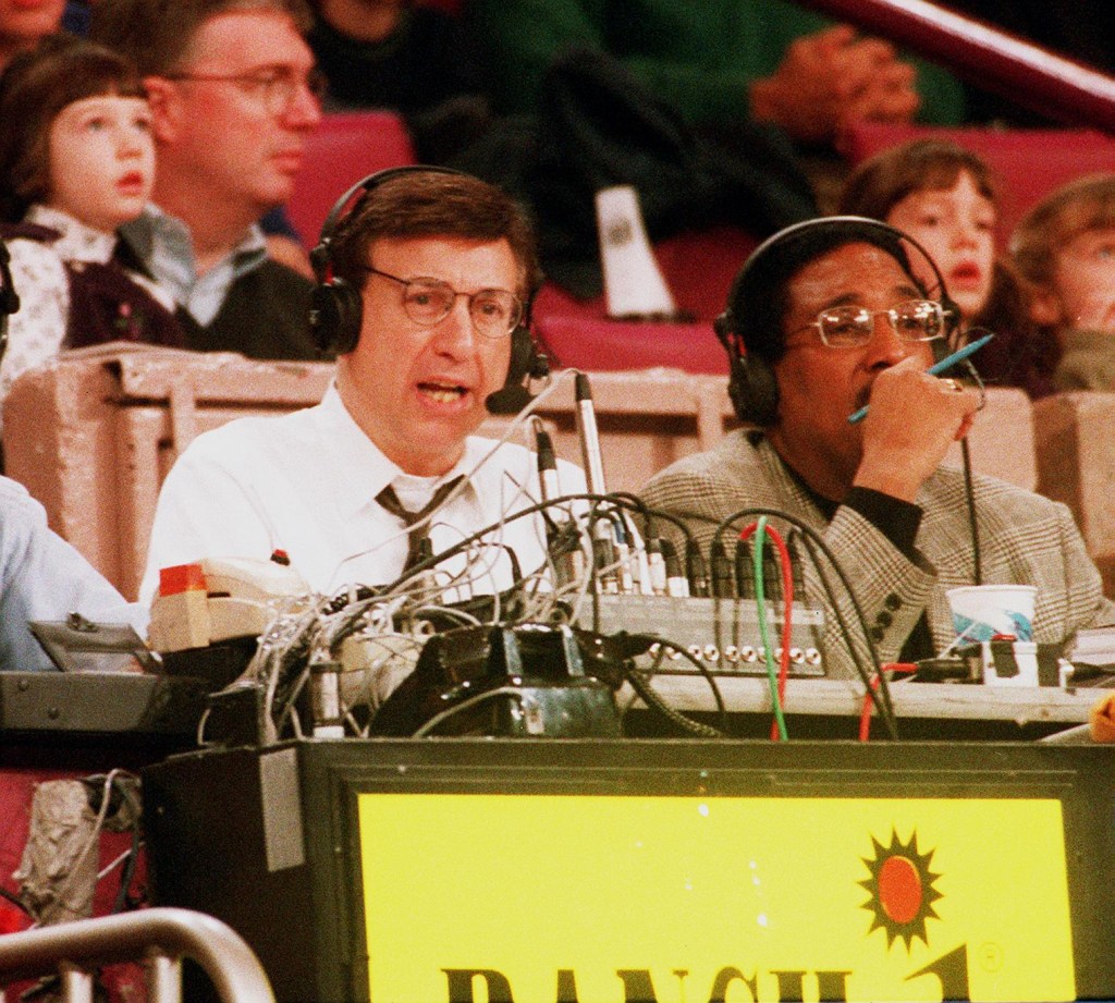Marv Albert turned down NBA on NBC offer this season because of 'voice ...