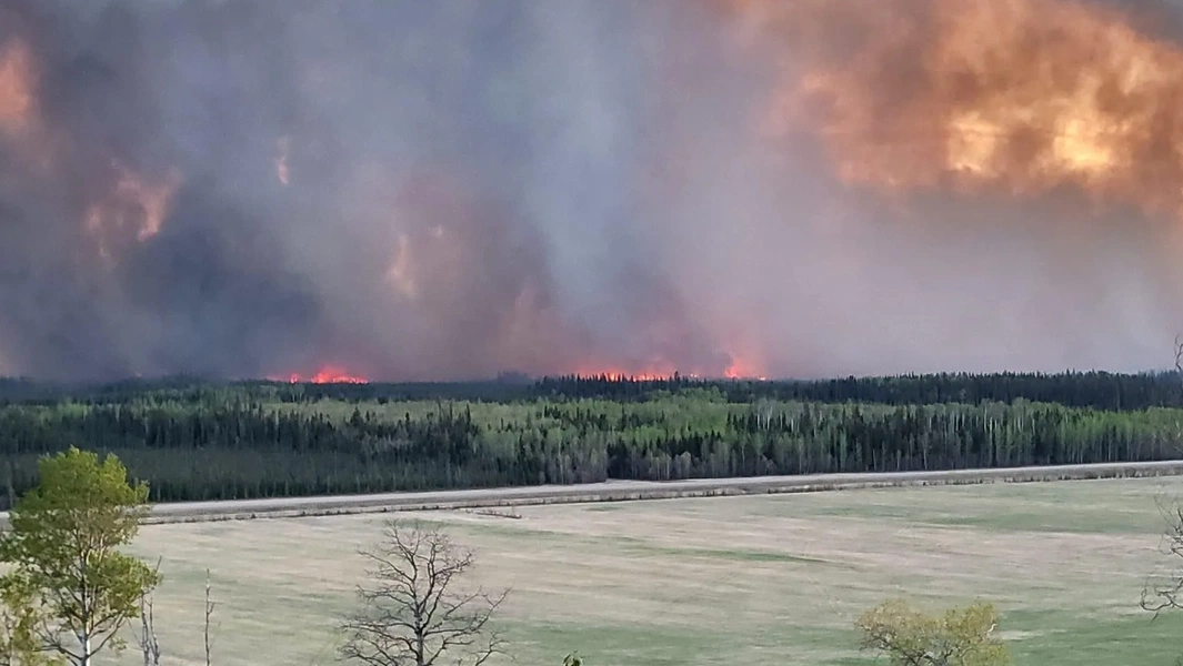 Lobstick fire holds steady as crews make progress