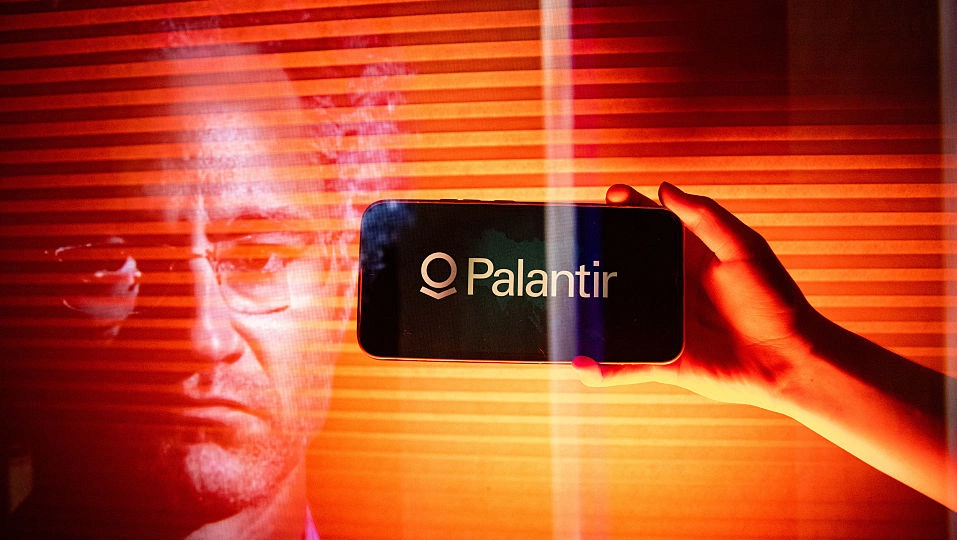 Analysts split on Palantir's lofty valuation despite rapid growth