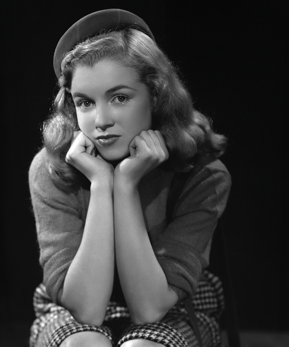 Marilyn Monroe: Earliest photos reveal a star in the making
