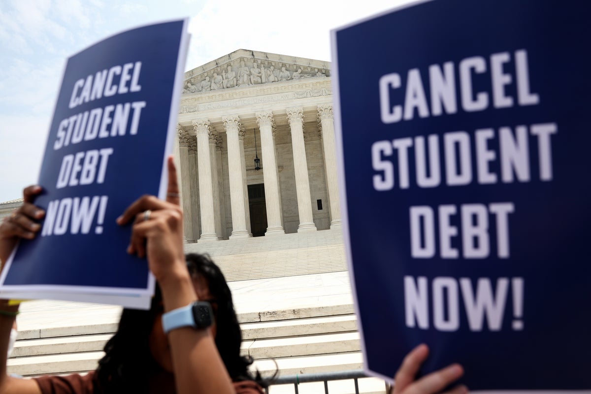 Groups sue over Trump’s plan to cap graduate student loans