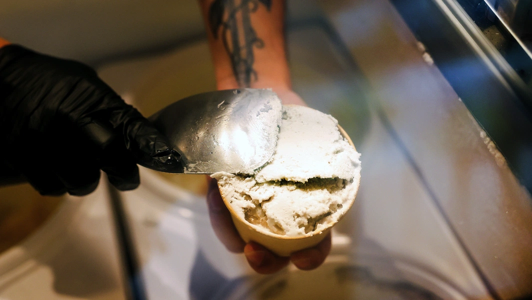 12 strange and discontinued ice cream flavors