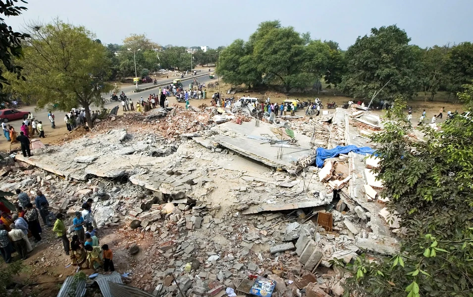 Viramgam clears 4,000 sq m encroachments for highway widening